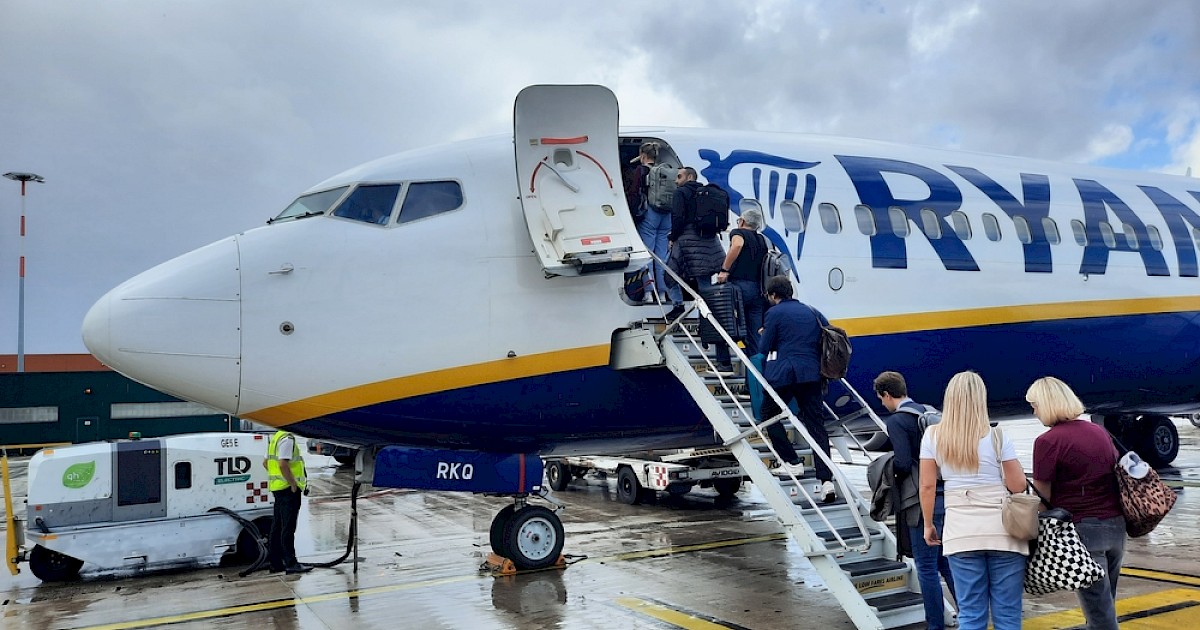 Ryanair pritvrdzuje: podvodní cestujúci zaplatia ešte viac